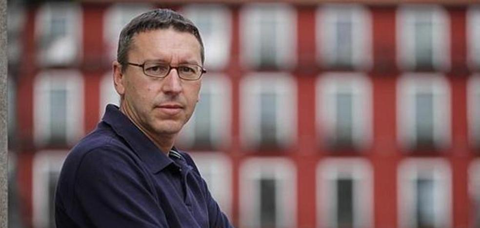 Pablo Andrés Escapa presenta sus 'Cuentos de Navidad' en la librería ...